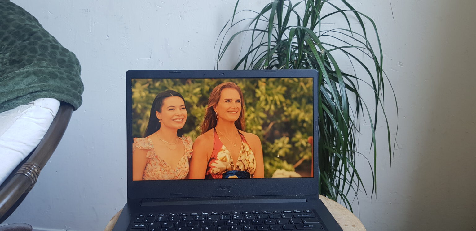 Mother of the Bride – Netflix Orginal Movie Review - A happy life